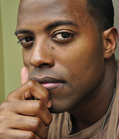 First Gay Iraq War Memoir – OutSmart Magazine