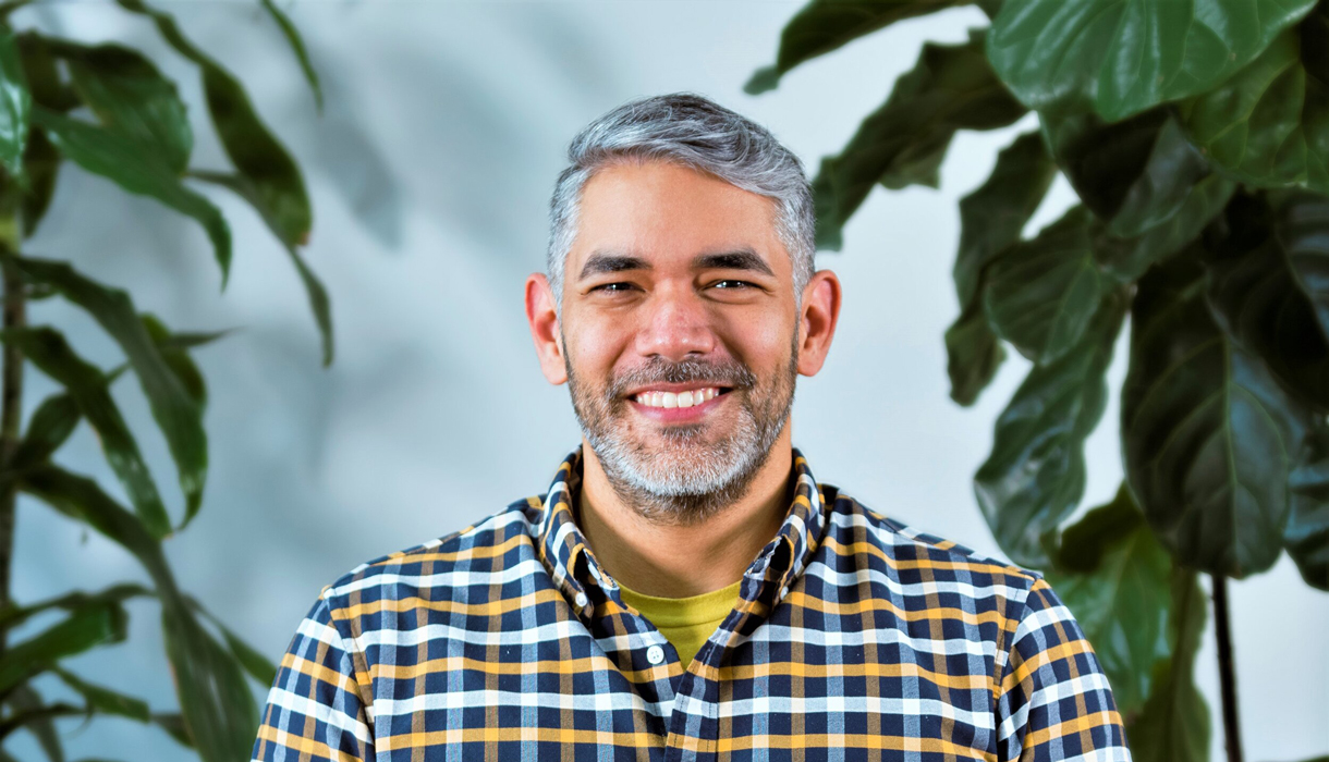 Mario Castillo – OutSmart Magazine